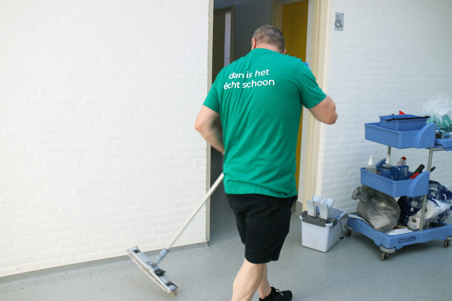 Schoonmaak Camping de Zeven Linden - Zoeteman